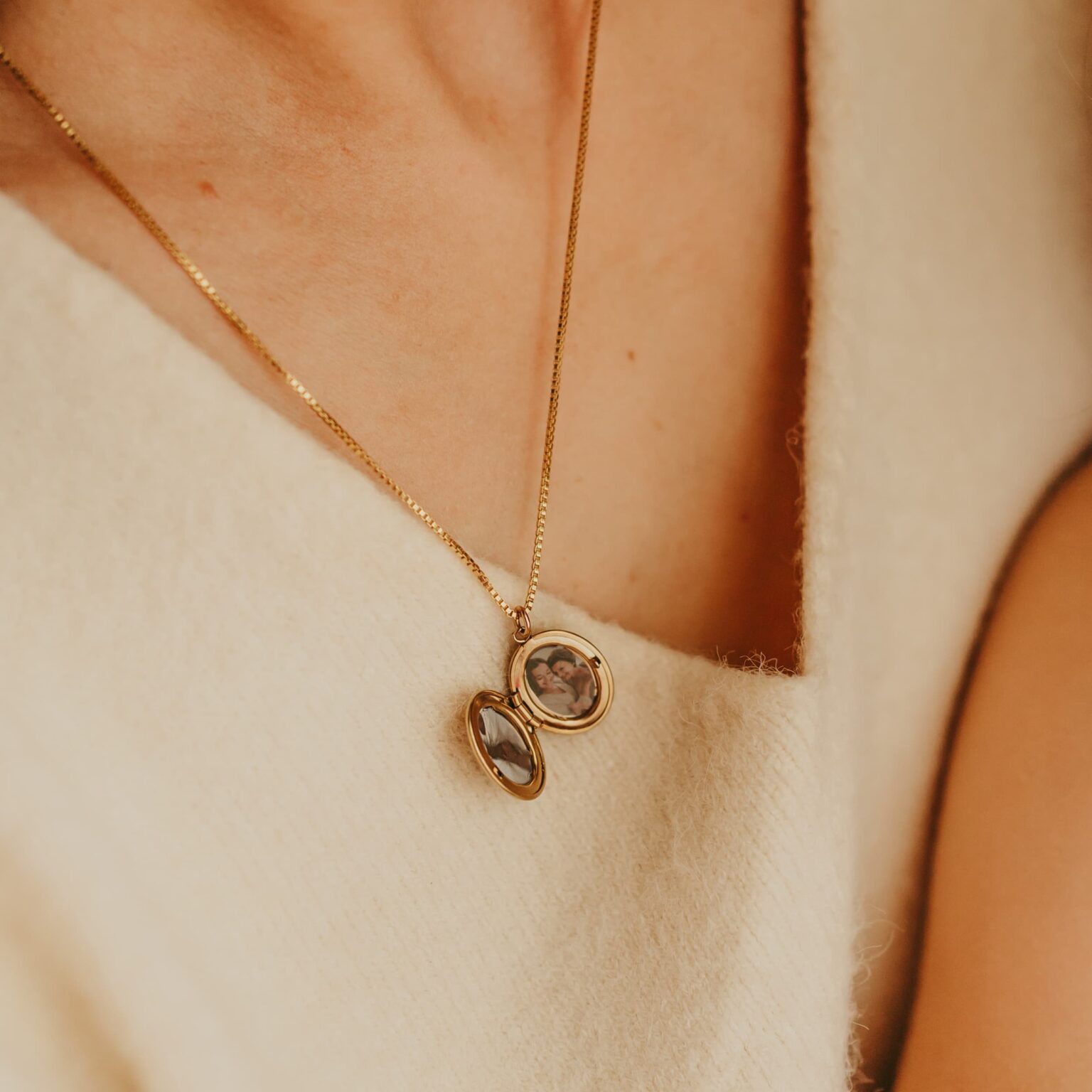 Ketting medaillon | Hanne Detail